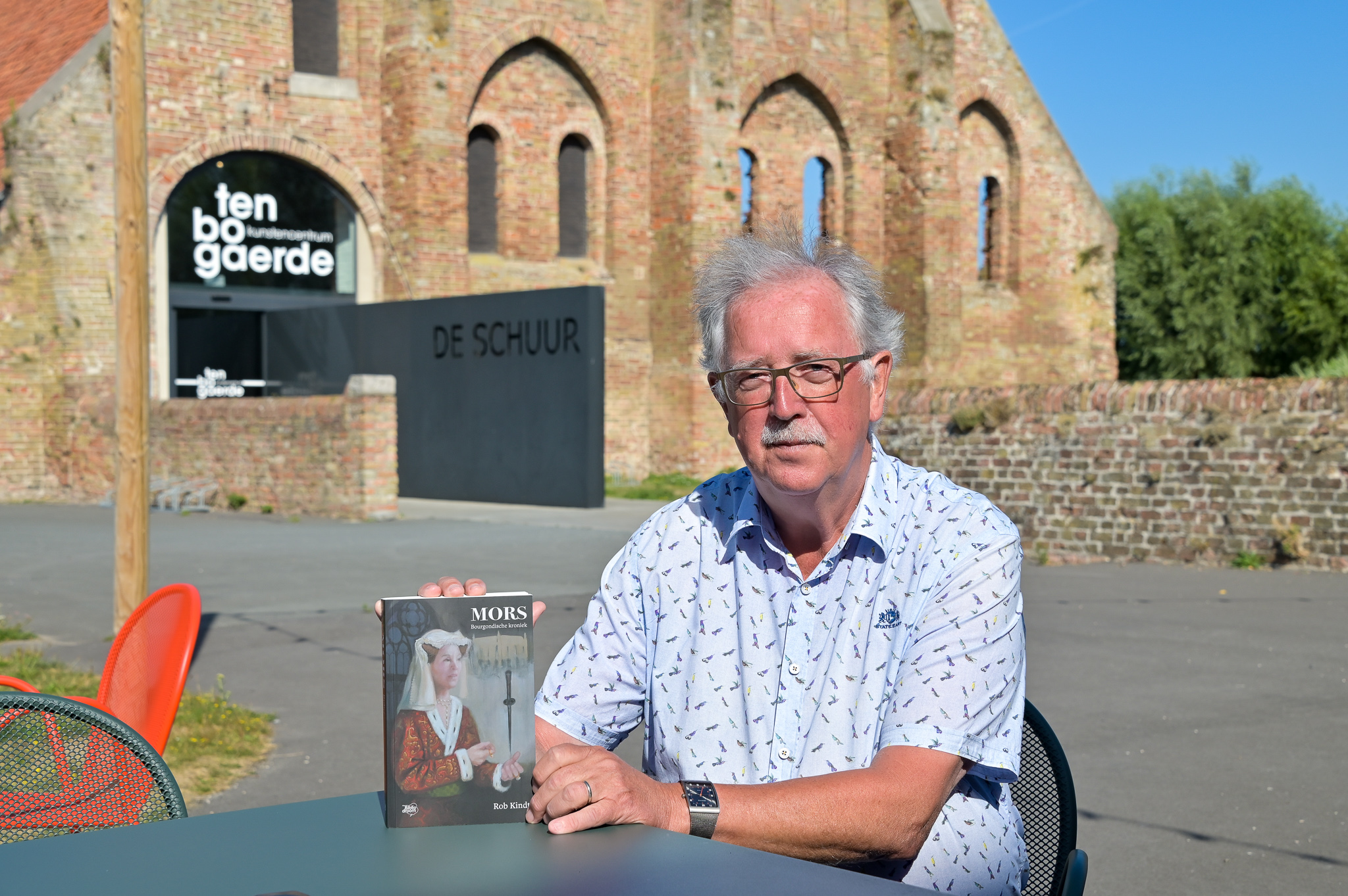 "De boekvoorstelling geeft me de kans om extra smeuïge details over de ...