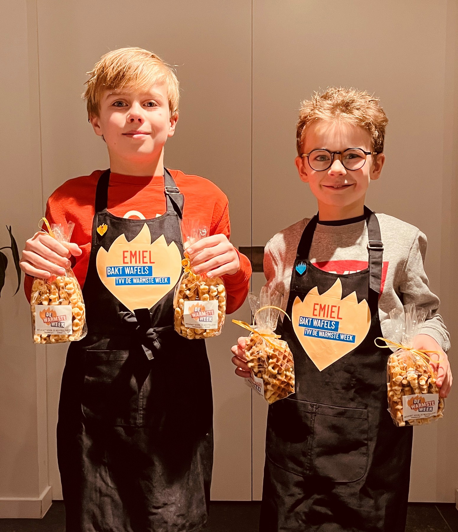 Emiel Vandewalle bakte wafels voor De Warmste Week | Tij-dingen